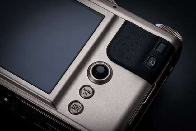 The New Fujifilm XF10 is a Compact Shooting Wonder - NXT