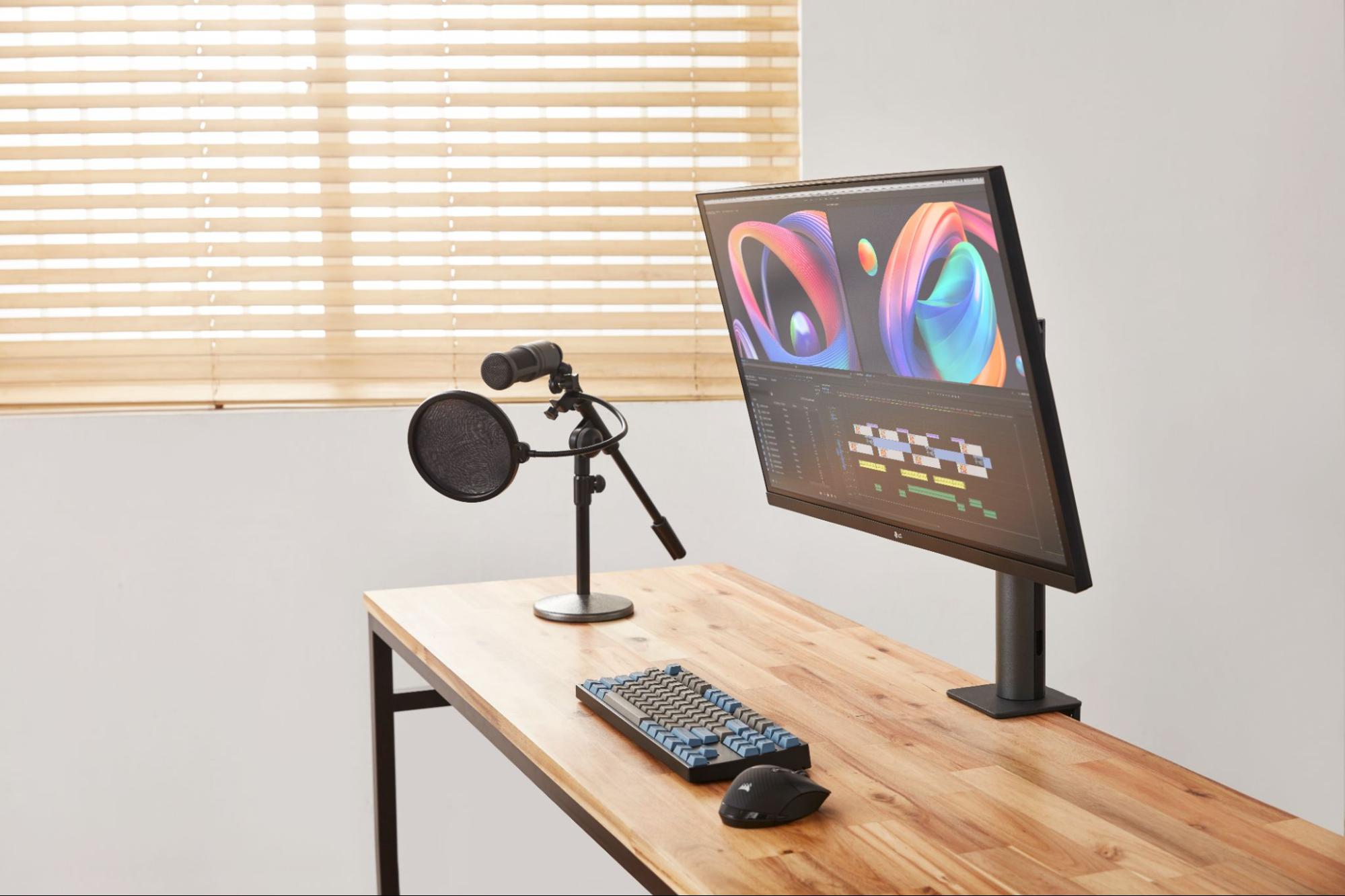 LG Monitors with Ergonomic Concept Offer Comfort and Desktop ...