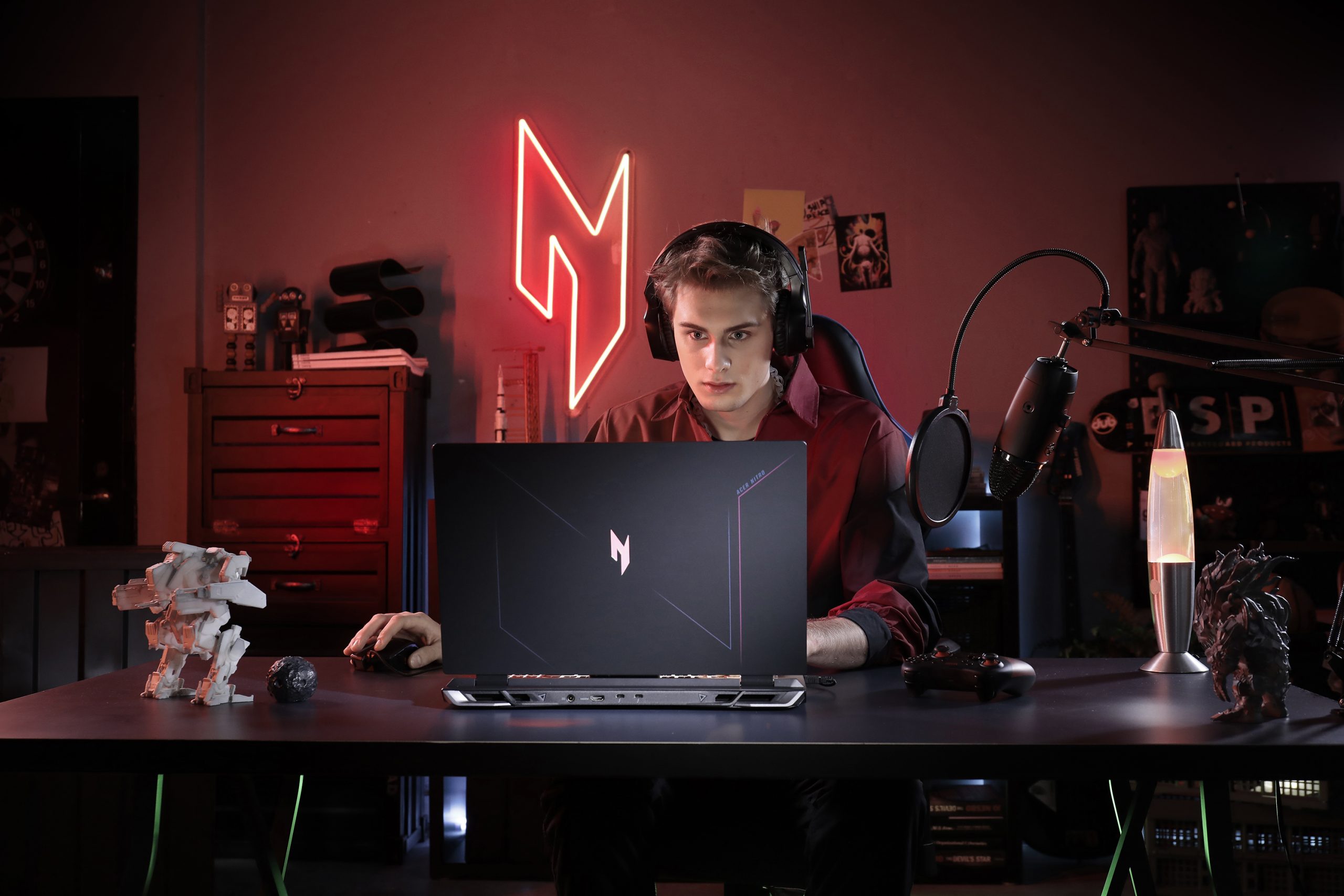 Acer ushers the new year with new Nitro and Swift Go line ups - NXT