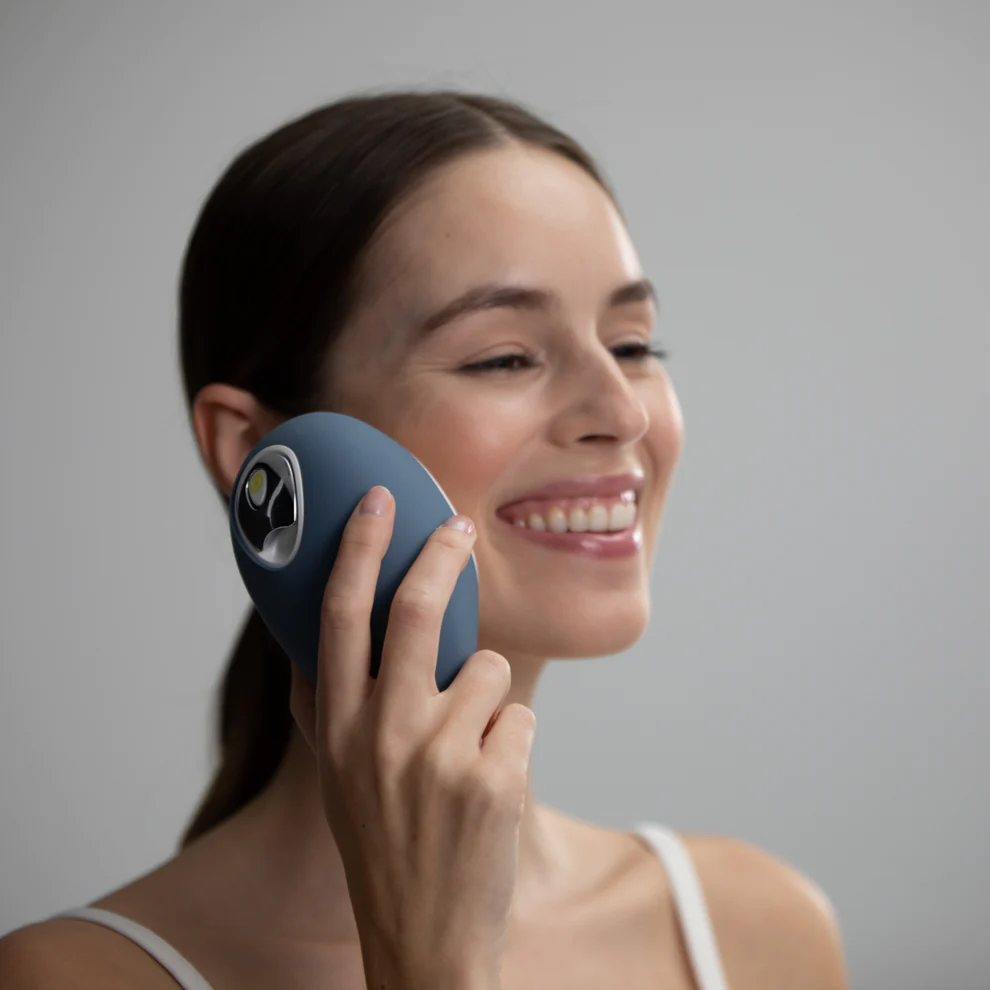 Next-Generation Skincare Device for Enhanced At-Home Beauty with ...