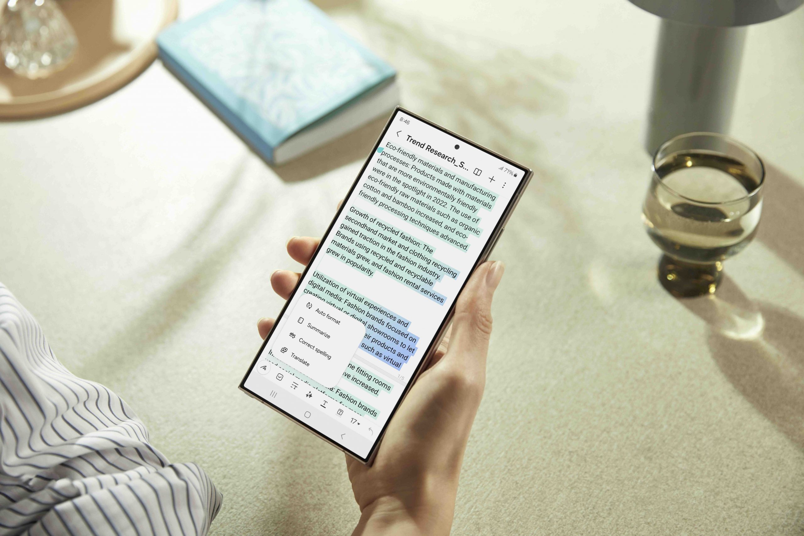 006-handson-galaxy-s24ultra-titaniumgray-note-assist - NXT