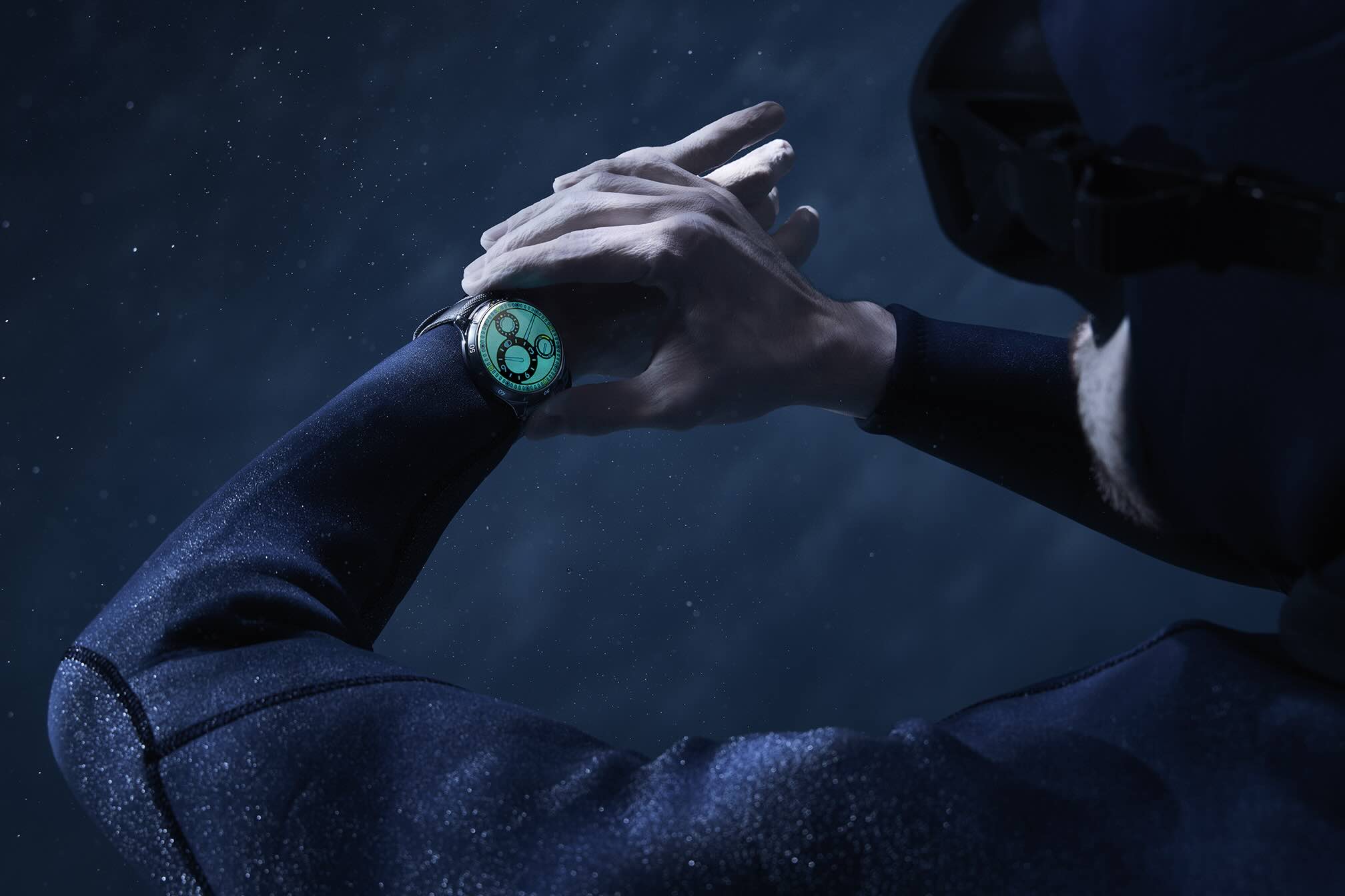 Introducing the Ressence TYPE 5 L: A Luminous Marvel for Every Occasion ...