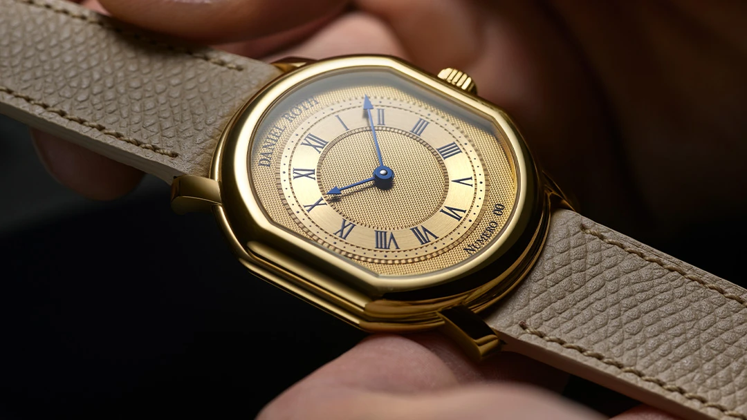 Daniel Roth Revives the Spirit of Elegance with the New Extra Plat ...